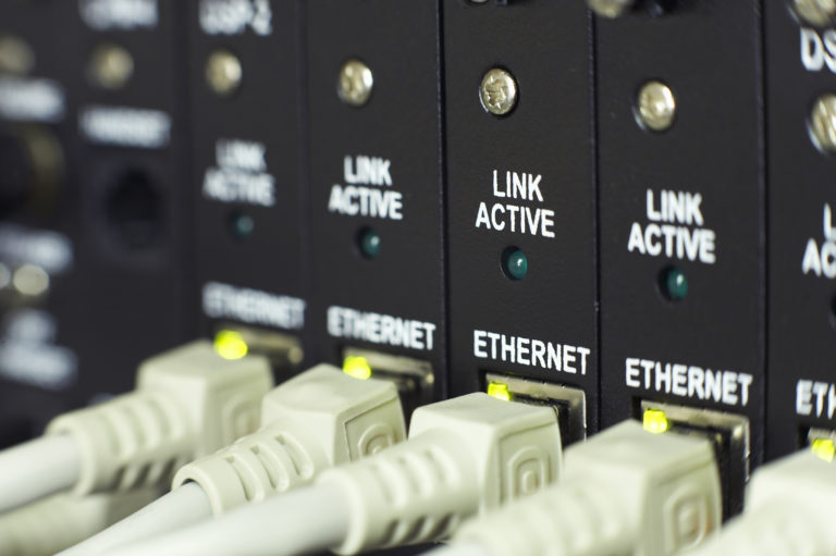 The Different Capabilities of Hubs, Switches, Routers, and Access Points